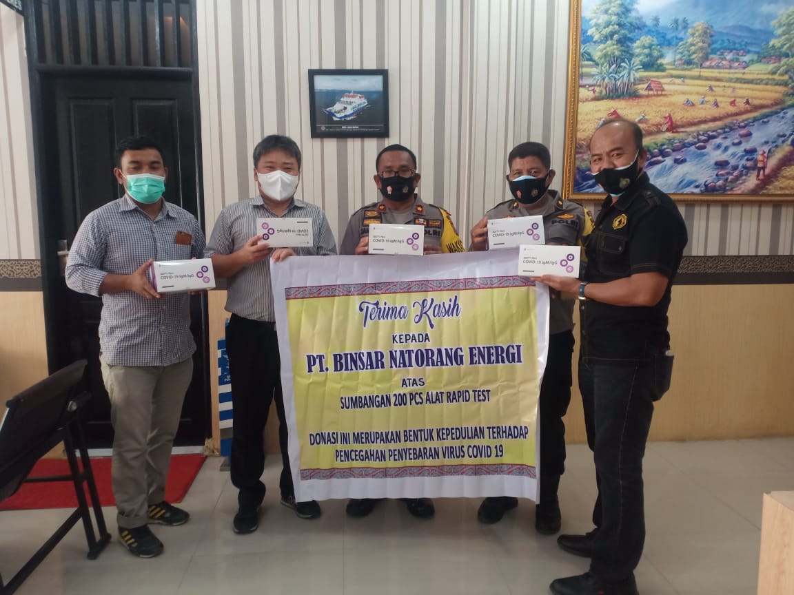 PT. BNE Berikan Bantuan Alat Rapid Test Ke Polres Toba - Berita Ter ...