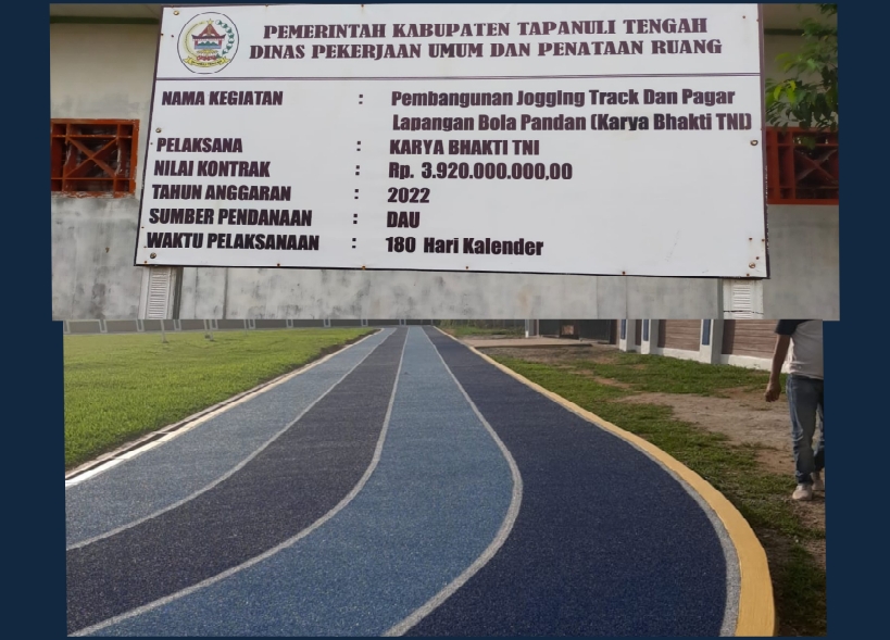 Karya Bhakti TNI Bangun Jogging Track dan Pagar Lapangan Bola Pandan ...